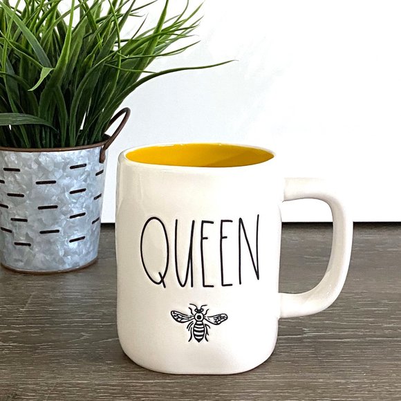 Rae Dunn | Kitchen | Rae Dunn Queen Bee Mug | Poshmark